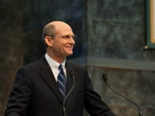 Wilson Calls Adventists to ‘Go Forward’ - Pastor Ted Wilson